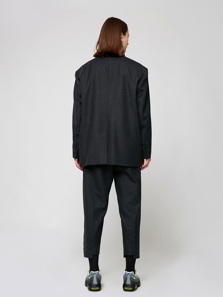 Flexible Jacket_Gray | ETERNAL JOURNEY