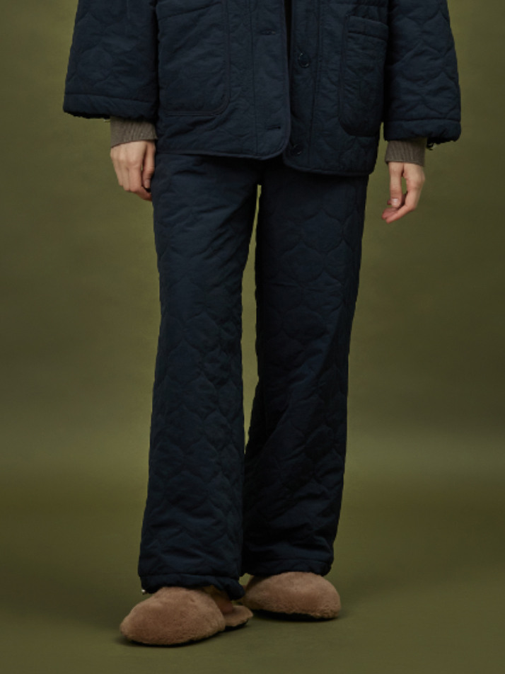 QUILTING PADDING PANT_navy (women) | ETERNAL JOURNEY