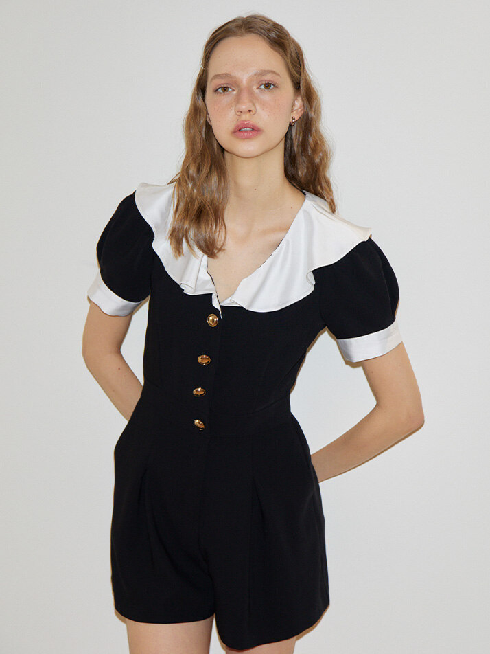 Ruffle Collar Jumpsuit_ Black | ETERNAL JOURNEY