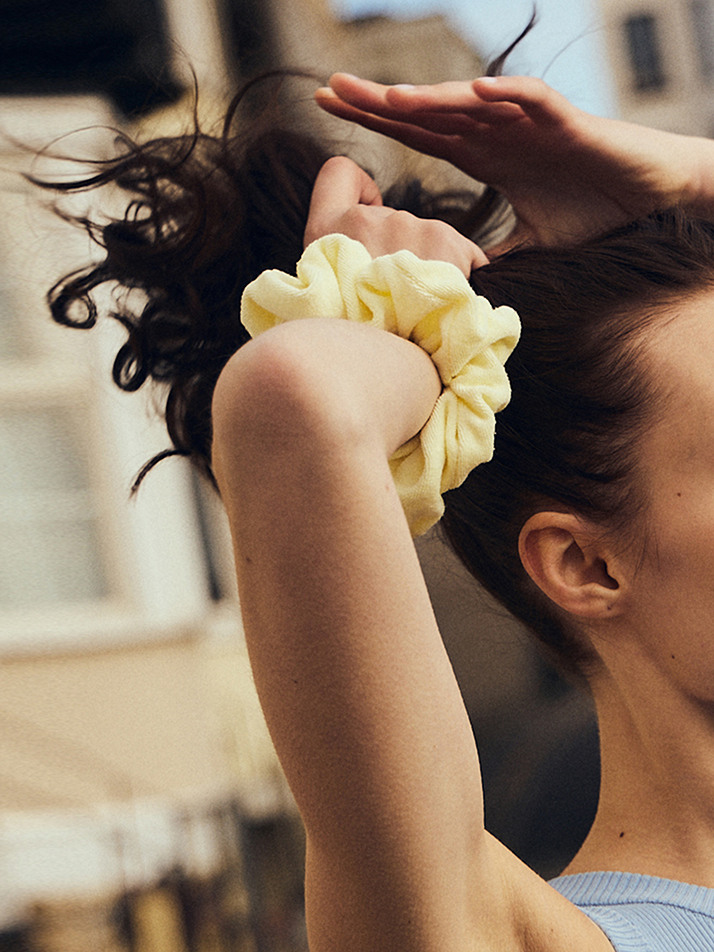 (WOMEN) Terry Scrunchie_Lemon | ETERNAL JOURNEY