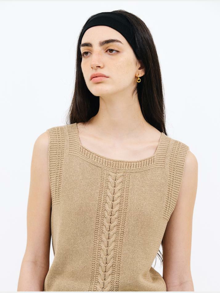 cable sleeveless knit_beige | ETERNAL JOURNEY