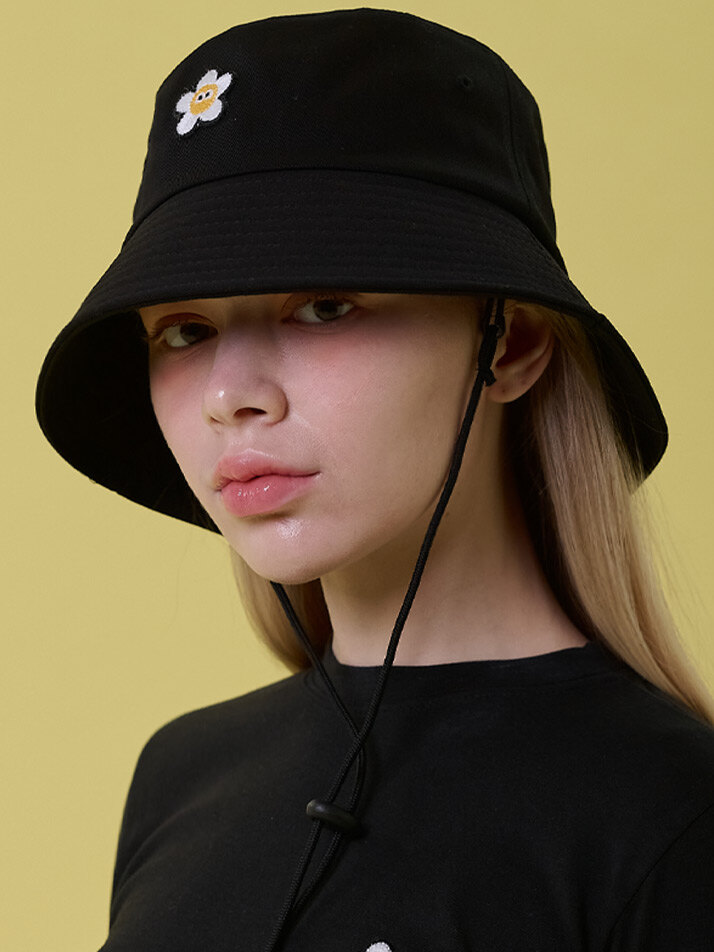 Daisy String Bucket Hat black | ETERNAL JOURNEY