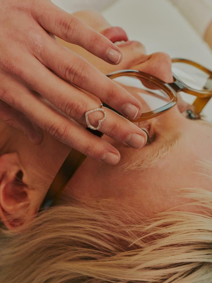 [sv925]Sweet pave heart ring | ETERNAL JOURNEY