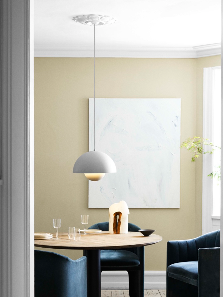 Flowerpot VP1 Matt Light Grey | ETERNAL JOURNEY