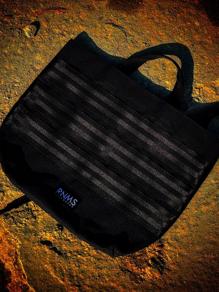 RNMS TOTEBAG 3STRIPE-BLACK | ETERNAL JOURNEY