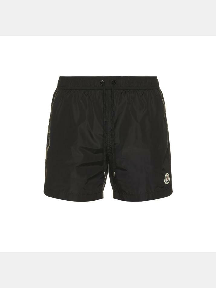 [몽클레어] 25FW 로고 패치 스윔 숏 팬츠 2C000 06 53326 999 | ETERNAL JOURNEY